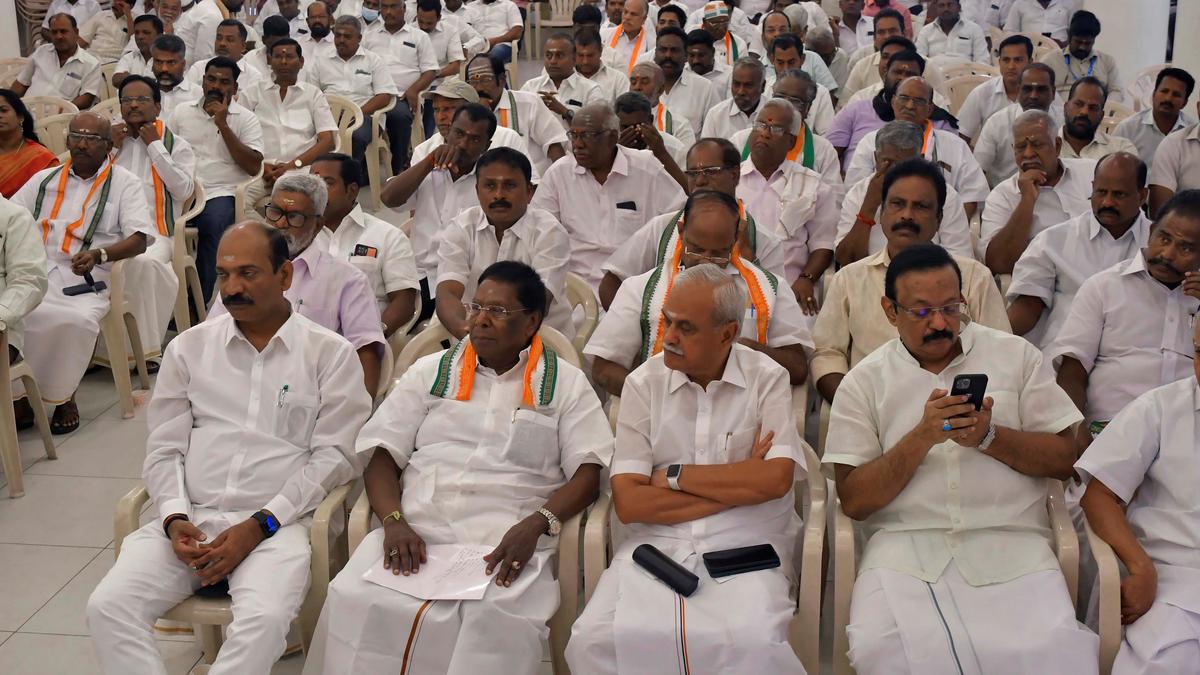 Puducherry Congress leaders call for party to be at the forefront of Opposition - The Hindu