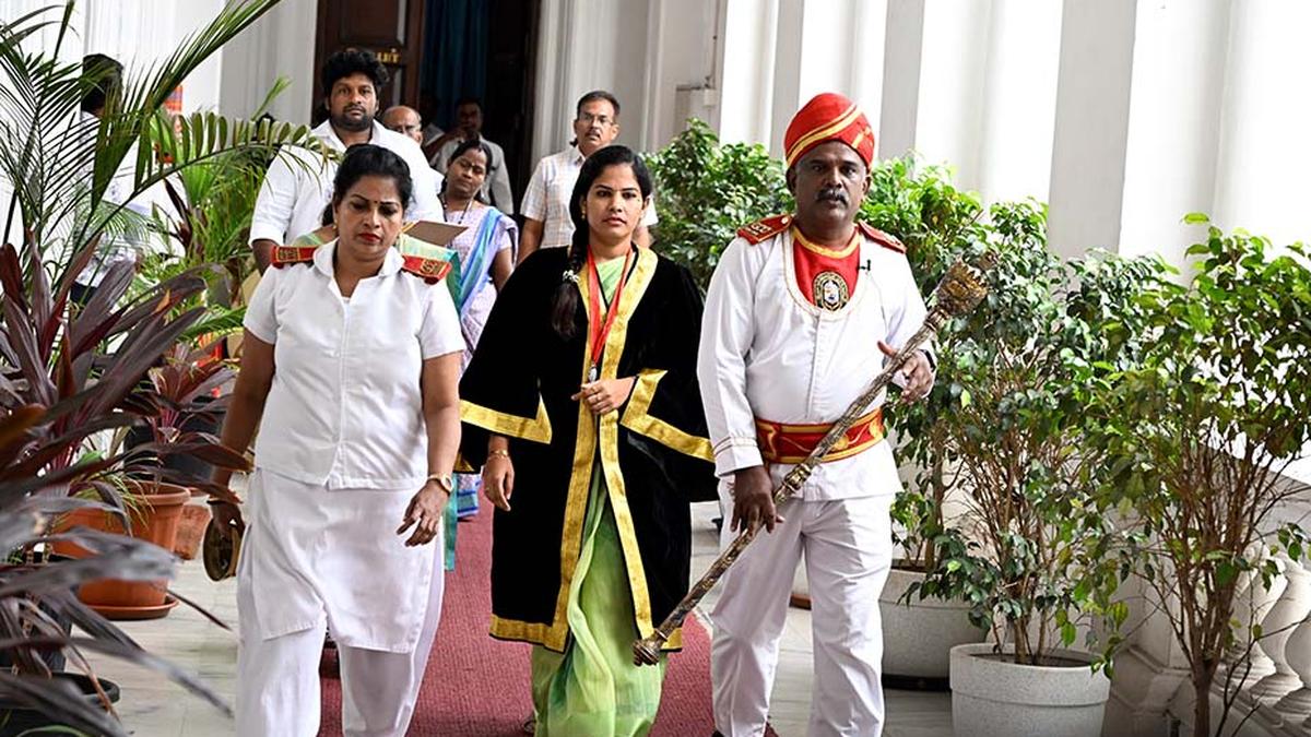 Chennai woman Duffedar lipstick row: ‘Did not receive grievance on ...