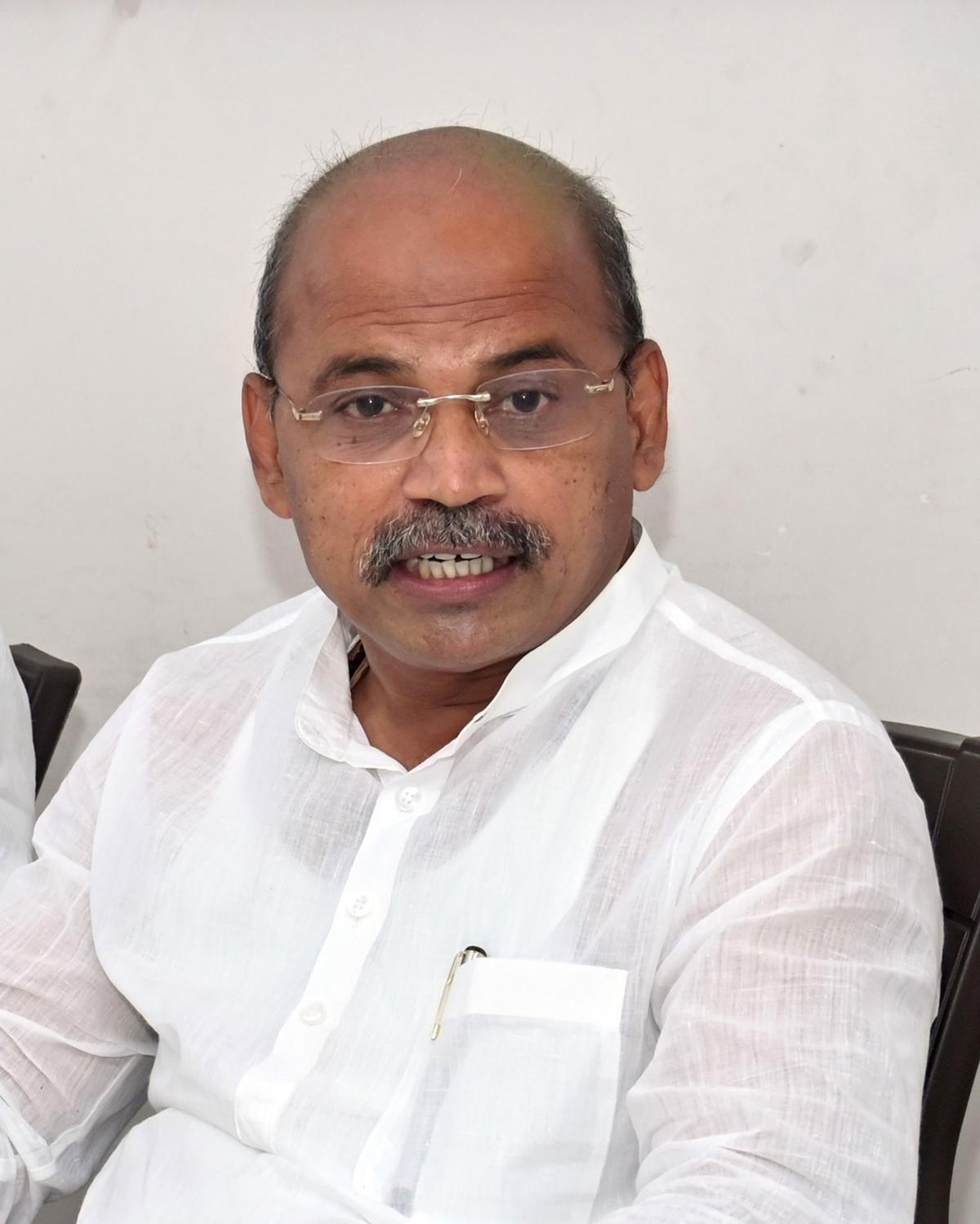 Four MLAs from Kalaburagi in race for Ministerial berths in new ...