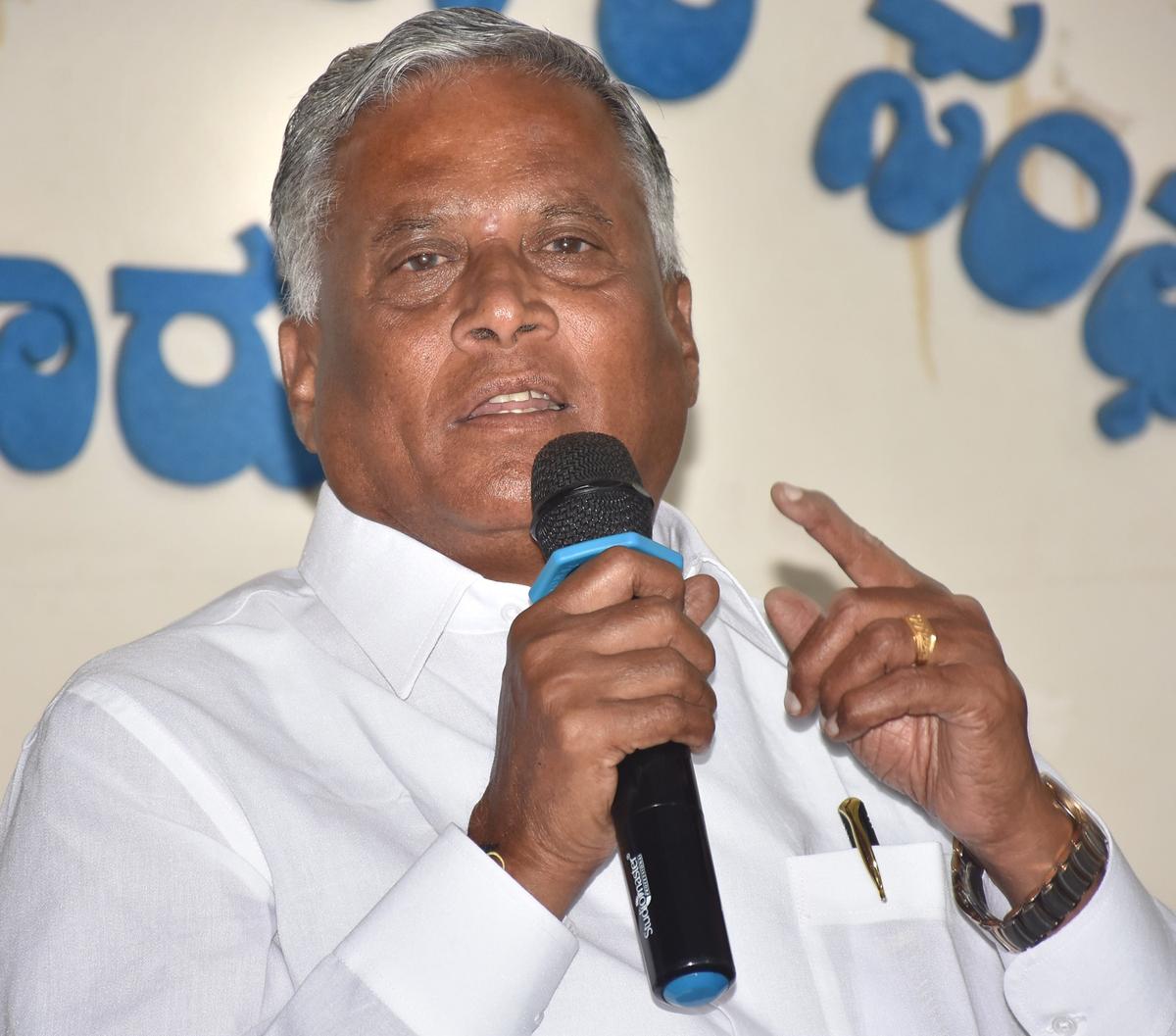 K.S. Eshwarappa proposes strategy to pacify Yatnal and Somanna - The Hindu