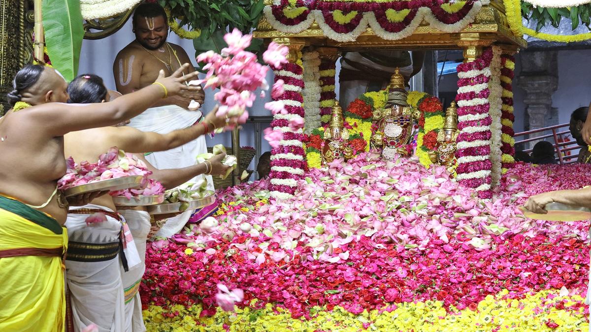 Ecstasy marks ‘Pushpa yagam’ at Tirumala temple in Andhra Pradesh - The ...