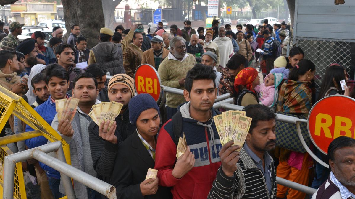 Can RBI help those who genuinely failed to exchange old notes, asks ...