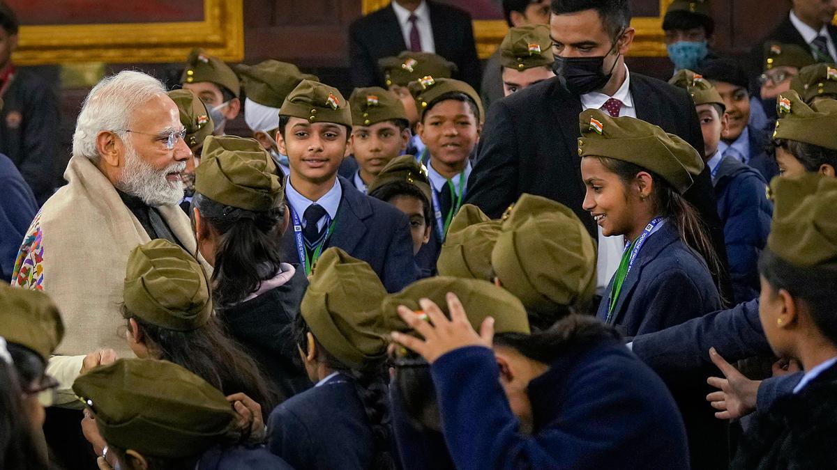 ‘Read more and more,’ PM Modi urges youth - The Hindu