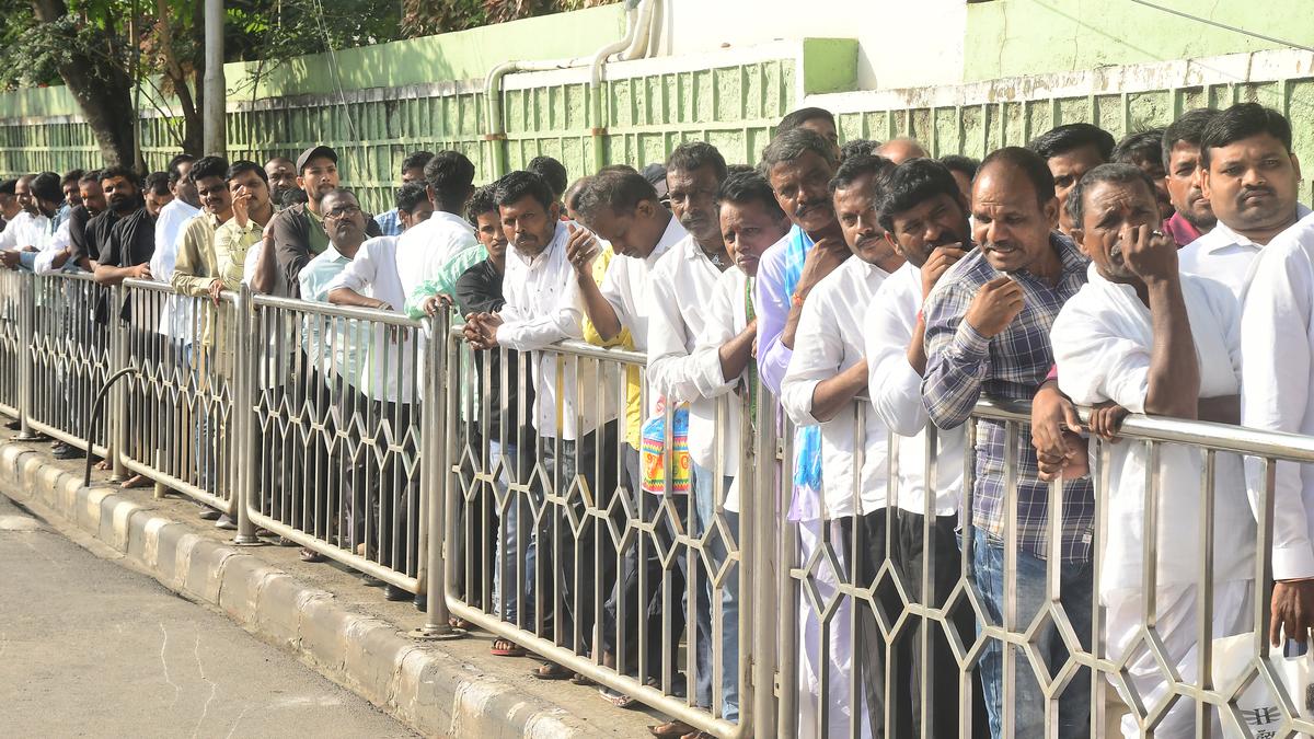 Massive turnout for first Praja Darbar; limited information irks some ...