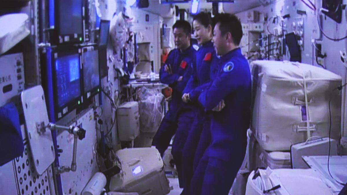 Chinese spaceship with 3 aboard docks with space station - The Hindu