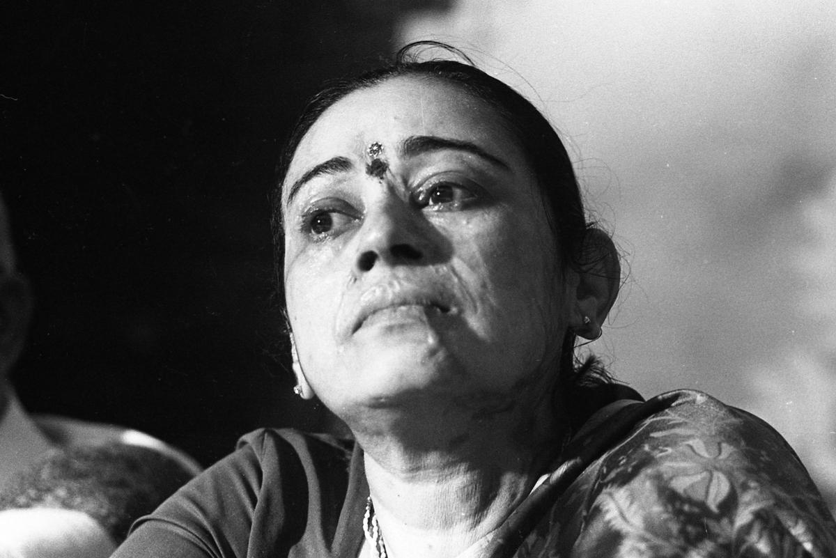 Acid attack on IAS officer in 1992 that sent shockwaves across India - The Hindu