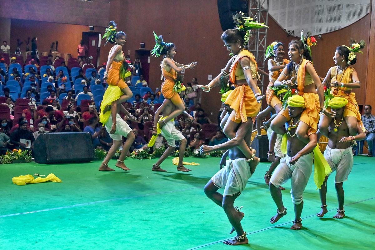 National Tribal Dance Festival in Visakhapatnam sees a glorious ...