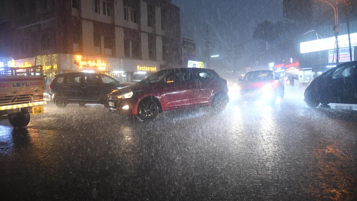 Kerala Rainfall Alert Kerala On Alert For Extremely Heavy Rainfall In