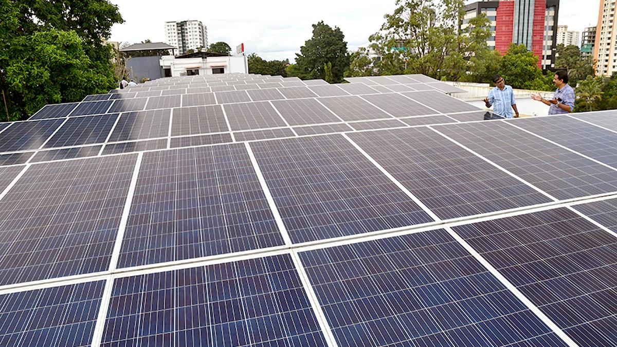 KSEB targets solar power in 25,000 homes this Onam - The Hindu