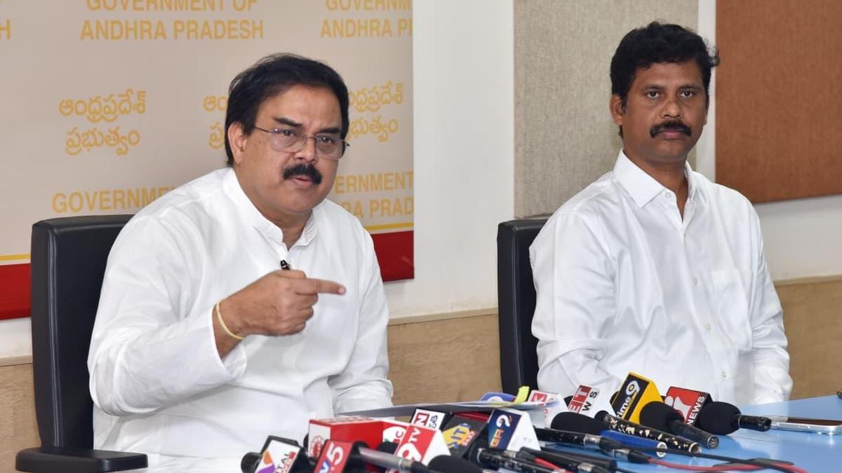 Govt. expedites paddy procurement in Andhra Pradesh - The Hindu