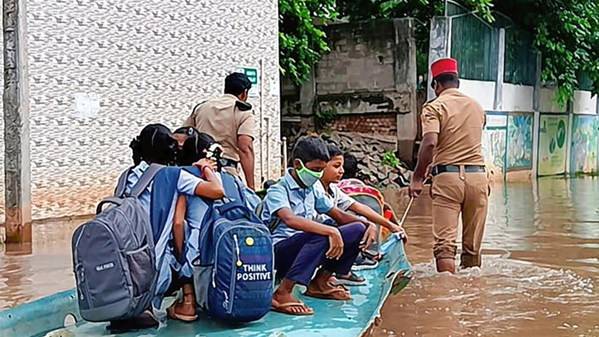 4,400 evacuated from flood-hit locations in Yanam - The Hindu
