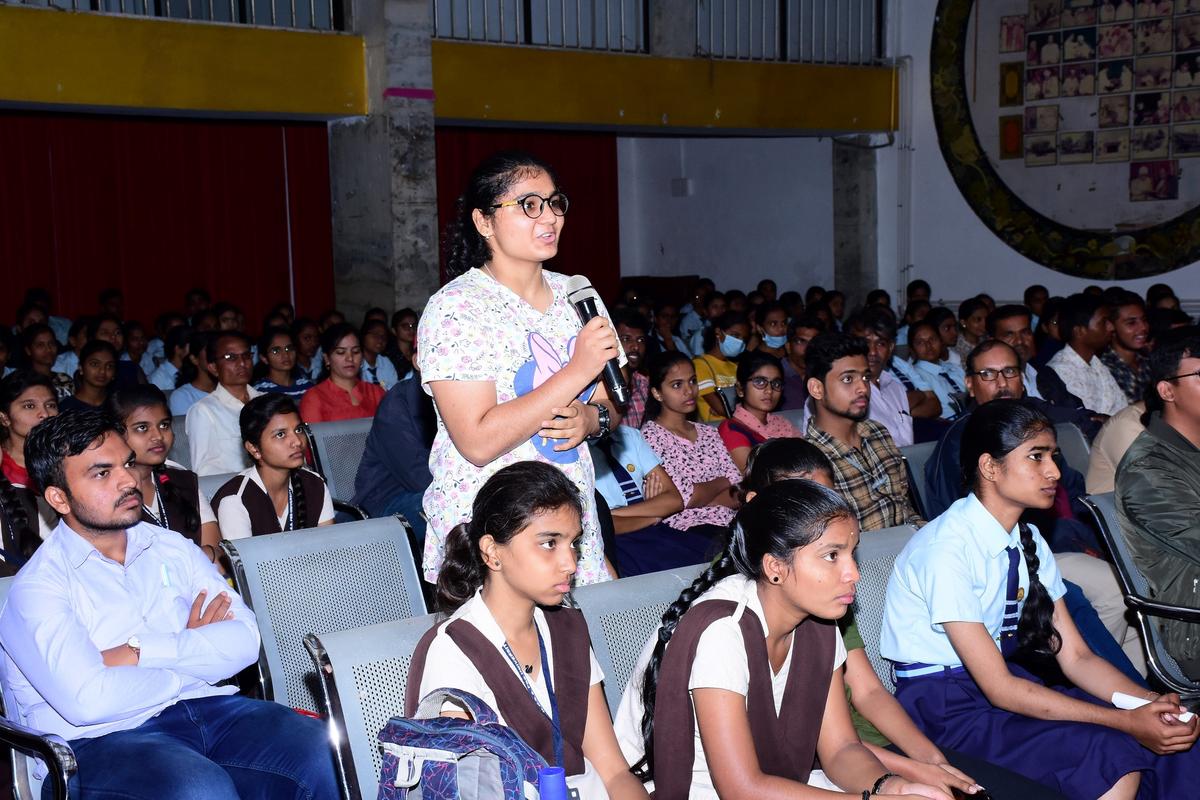 Experts guide students at The Hindu EducationPlus Career Counselling in ...