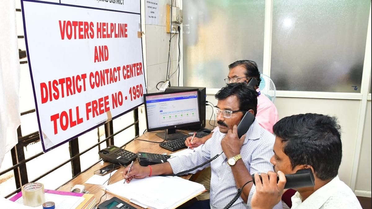 Election helpline in Dharwad receives good response - The Hindu
