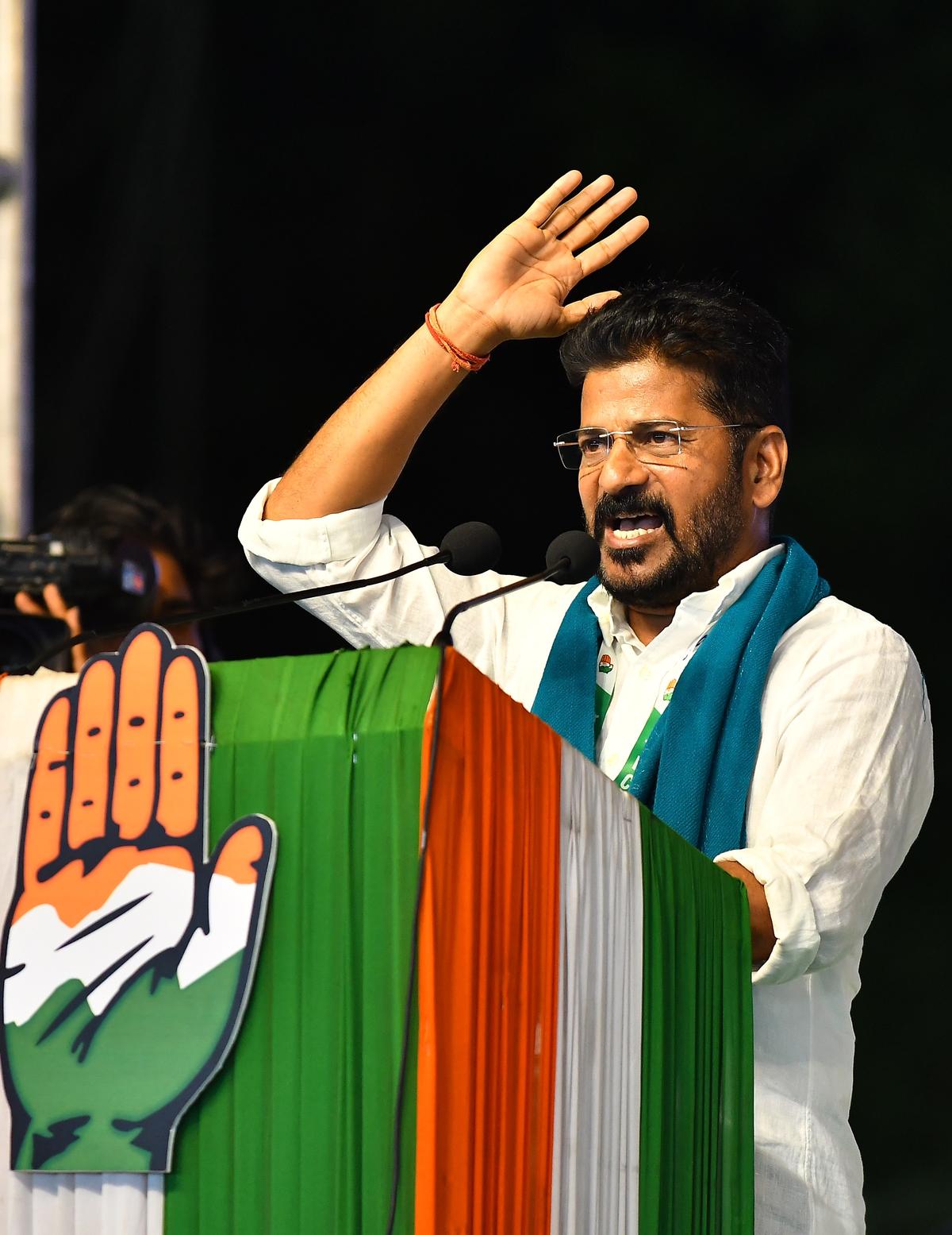 KTR, Revanth spar on social media over Congress’ SC, ST Declaration ...