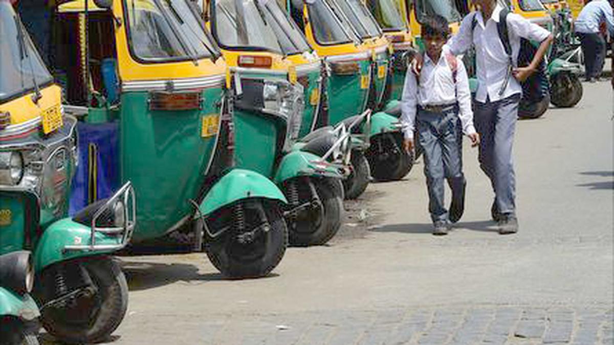 Delhi govt. hikes auto, taxi fares - The Hindu