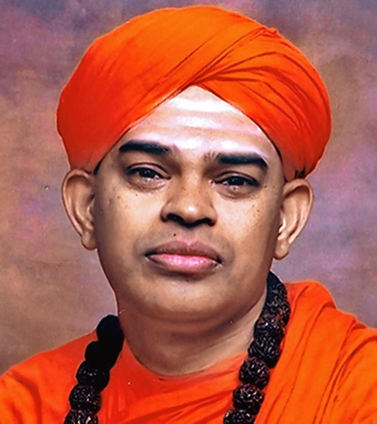Murugha Sharanaru hands overs GPA to administrator; no change of seer ...