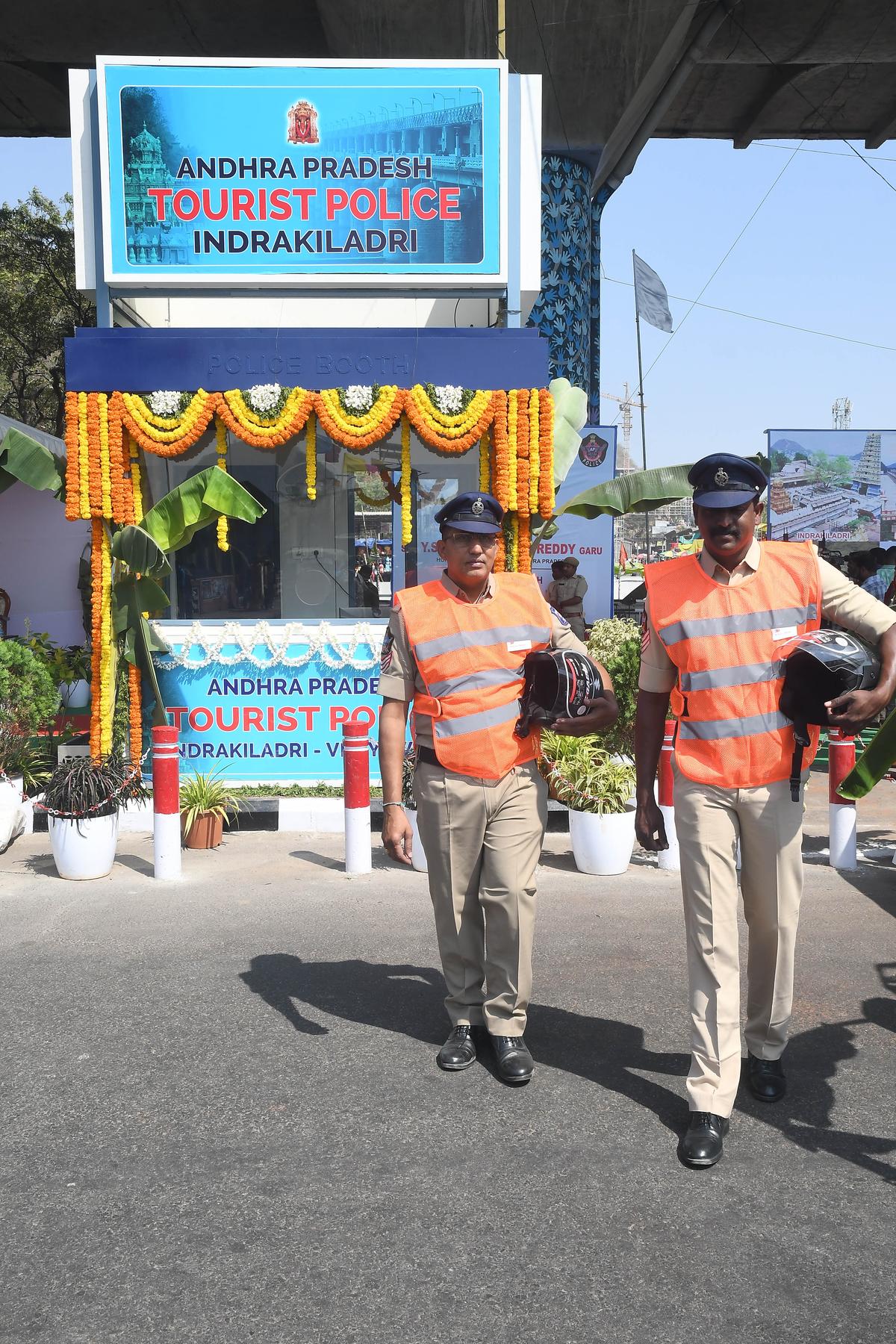 Andhra Pradesh Chief Minister inaugurates 20 tourist police outposts ...