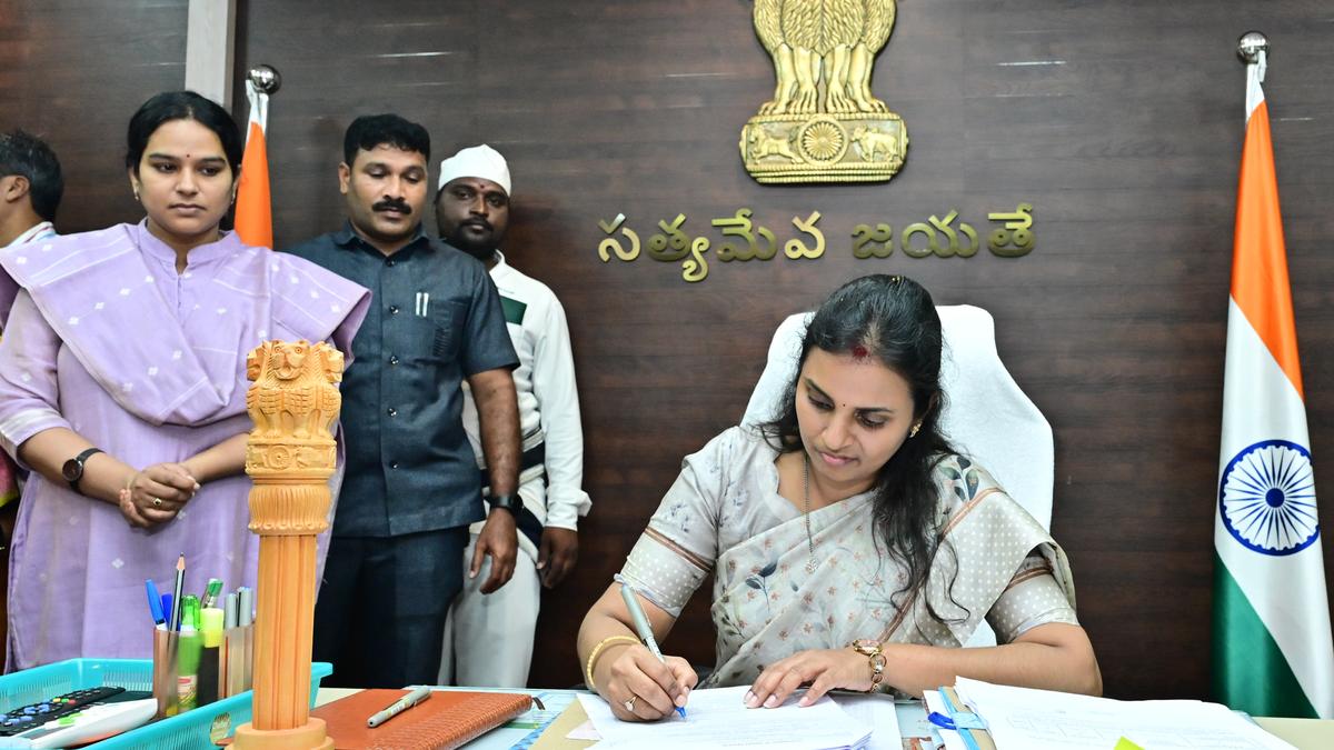 A. Siri assumes charge as Kurnool Collector - The Hindu