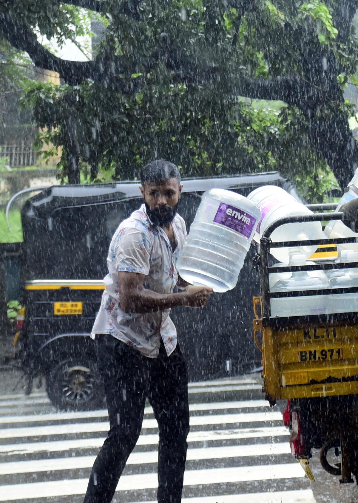 Rain wreaks havoc in Kozhikode and Malappuram districts - The Hindu