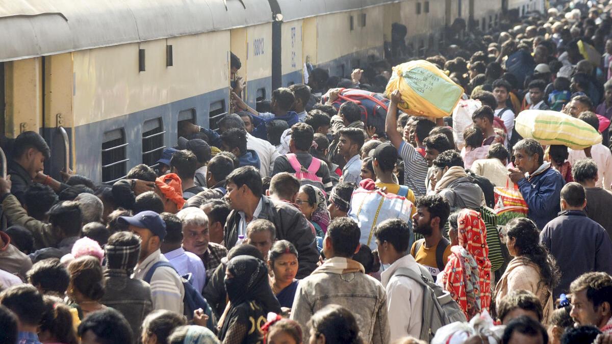 Watch: Maghi Purnima rush: Overcrowded trains leave many stranded at ...