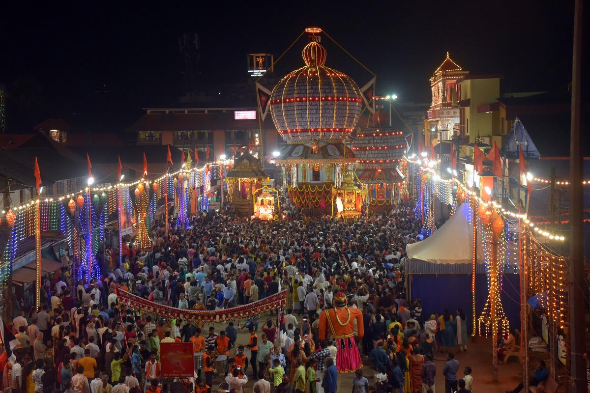 Udupi Mutts have close ties with Ayodhya as the Mukhyaprana of Krishna ...