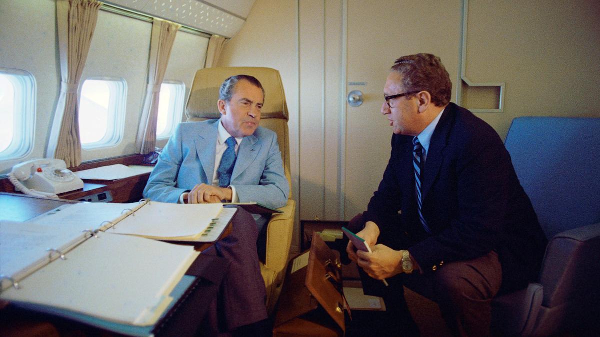 Kissinger, Nixon ‘helped’ Pakistan in 1971, documents from U.S. Archive ...