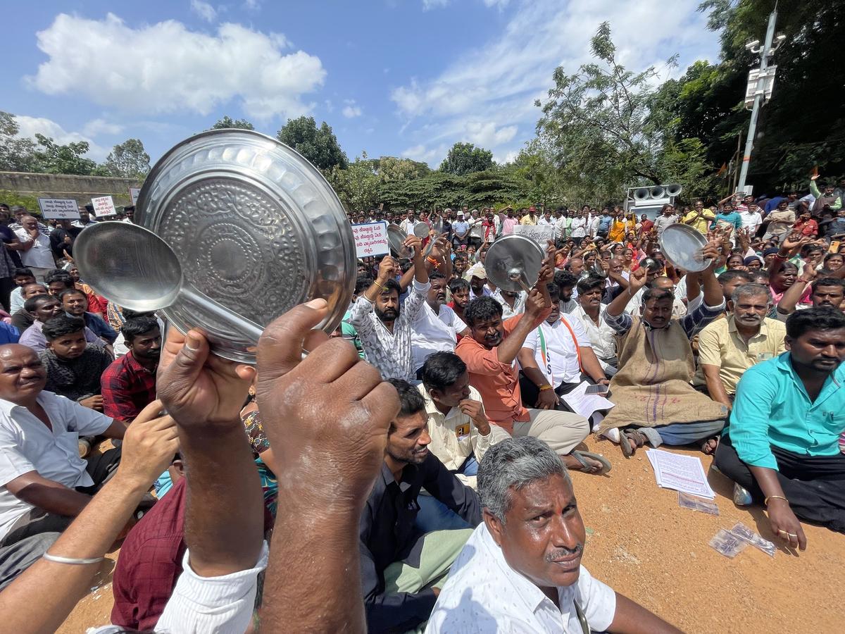 Pedestrian safety drive running roughshod over street vendors’ rights ...
