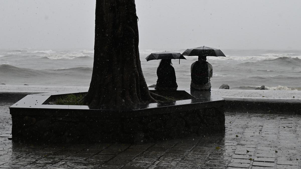 Intense rain may lash central, north Kerala from Friday - The Hindu