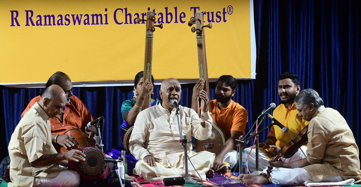 Classicism holds sway at Vijay Siva’s concert - The Hindu