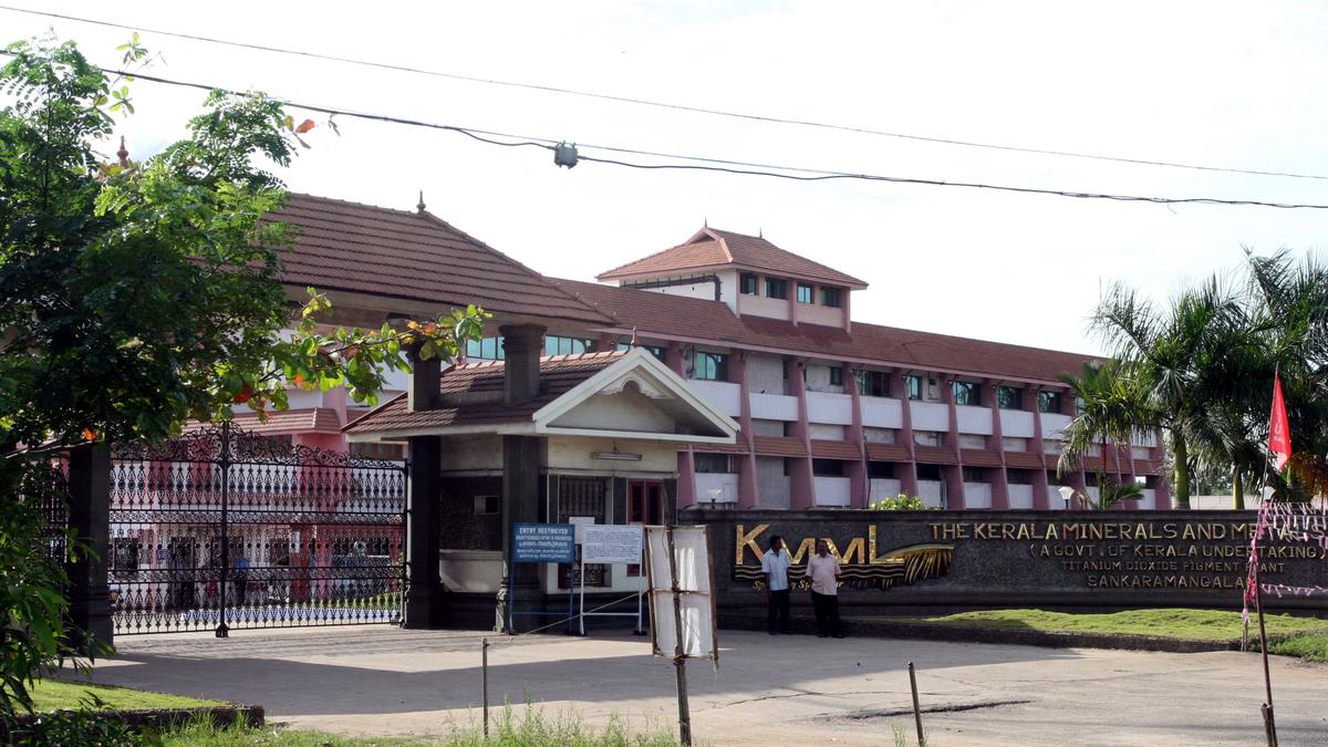 Kerala’s state-owned KMML hands over dividend from record profit to CM ...