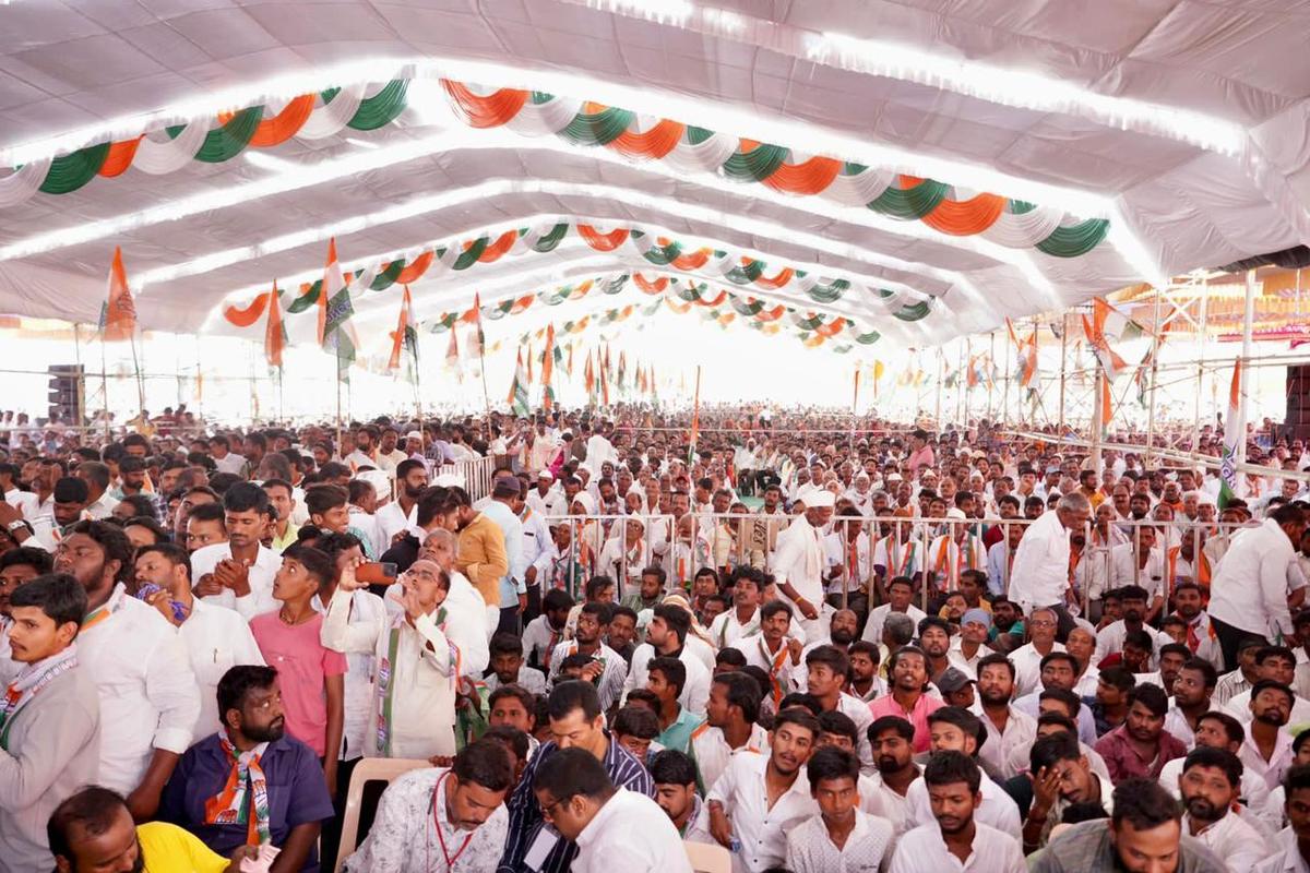 Give only 40 seats to 40% govt in Karnataka: Rahul Gandhi - The Hindu