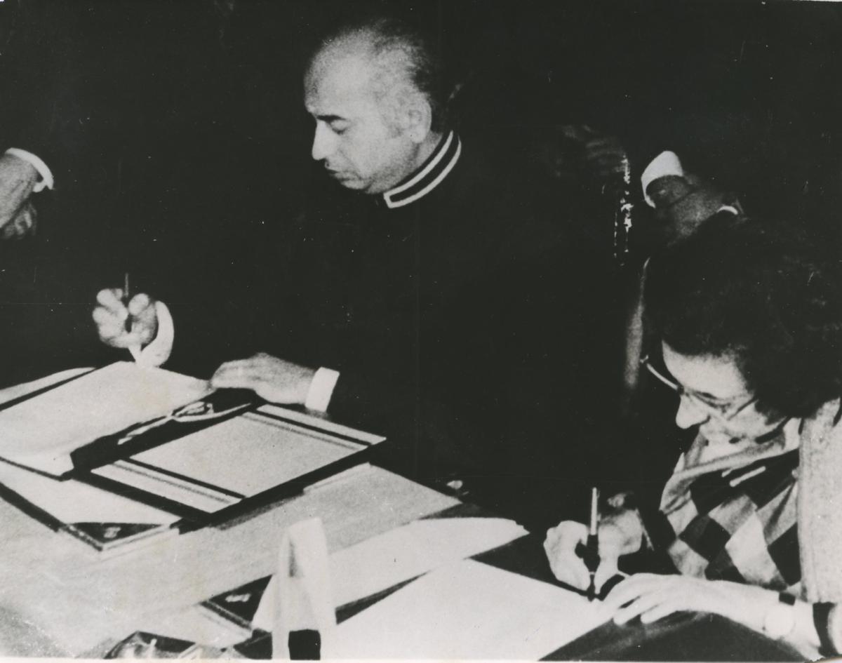 Review of In Pursuit of Peace — India-Pakistan Relations Under Six ...