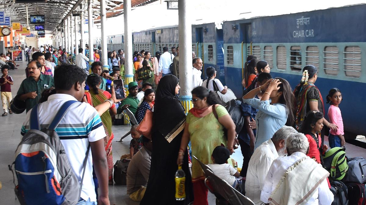 Stakeholders for extension of Bengaluru-Mysuru-Mangaluru Express to ...