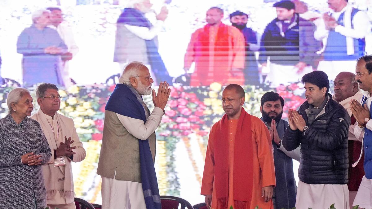 PM Modi Ayodhya Visit Updates: PM urges devotees to avoid travelling ...