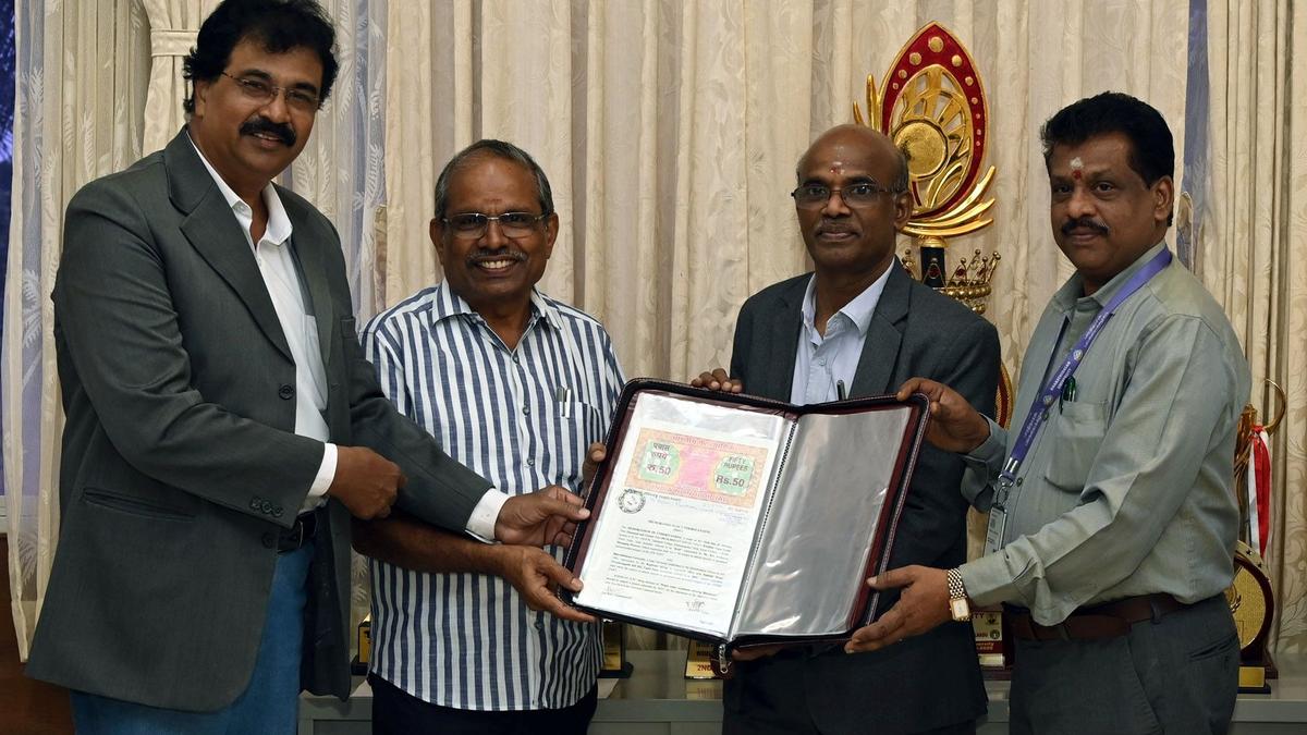 BDU signs MoU with Karur firm for bioremediation of textile dye ...
