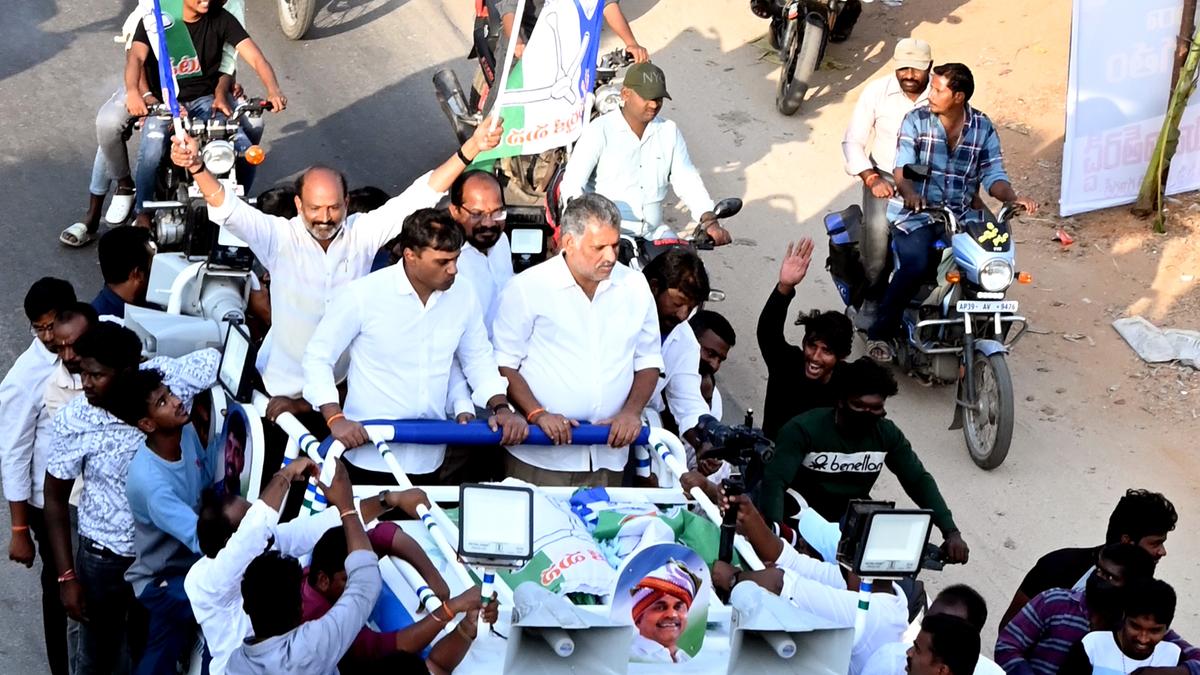 YSRCP leaders lash out at Lokesh over ‘no development in Andhra Pradesh’ comment - The Hindu