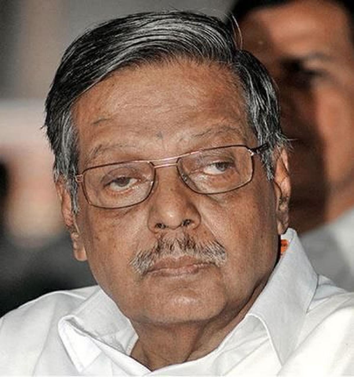 AIADMK senior leader Panruti Ramachandran expelled from party - The Hindu