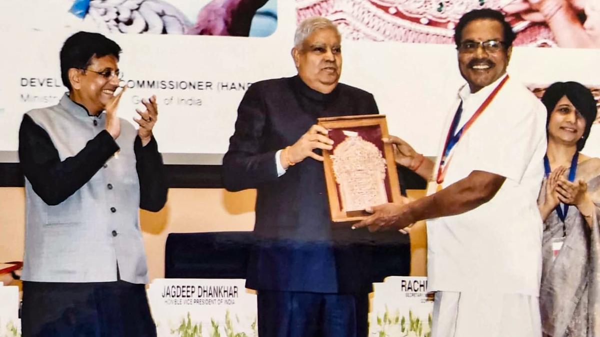 Artist honoured with Shilp Guru award - The Hindu