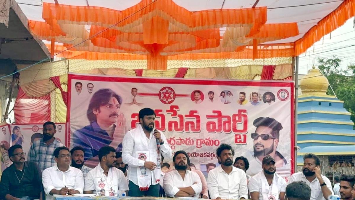 Jana Sena Party leaders welcome Pawan’s statement on JSP-TDP alliance - The Hindu