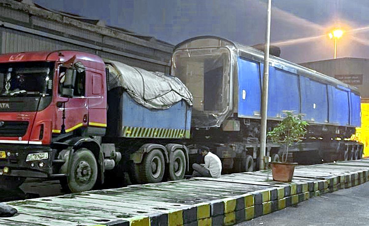 Bengaluru metro: Much-awaited trial run on Whitefield section begins ...