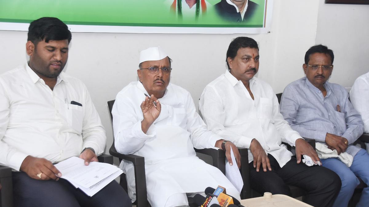 Karnataka elections: Congress leader B.R. Patil complains to poll panel ... Karnataka elections: Congress leader B.R. Patil complains to poll panel ...