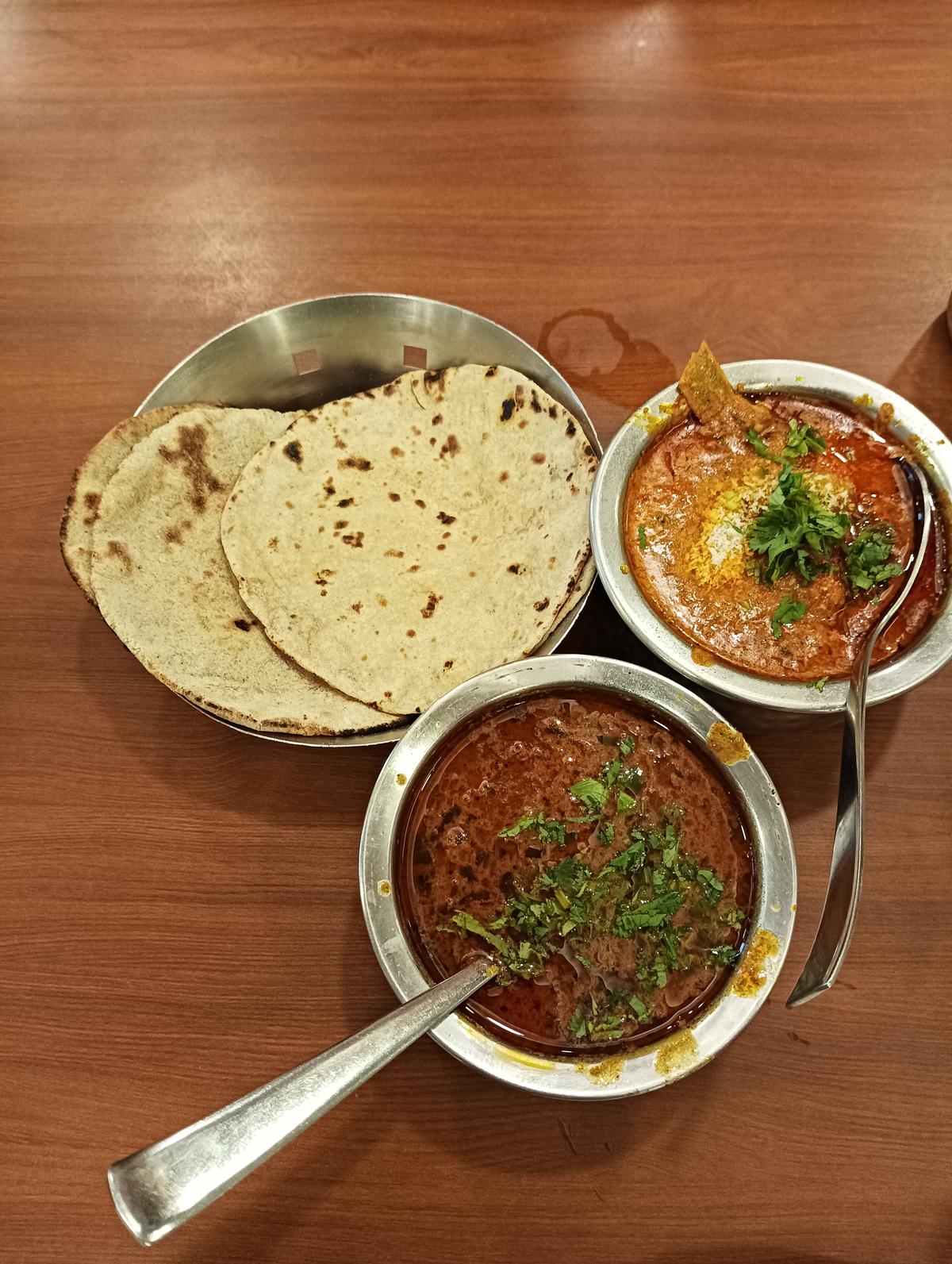 New Maharashtra Sadan: Blend of subtle and strong spices - The Hindu
