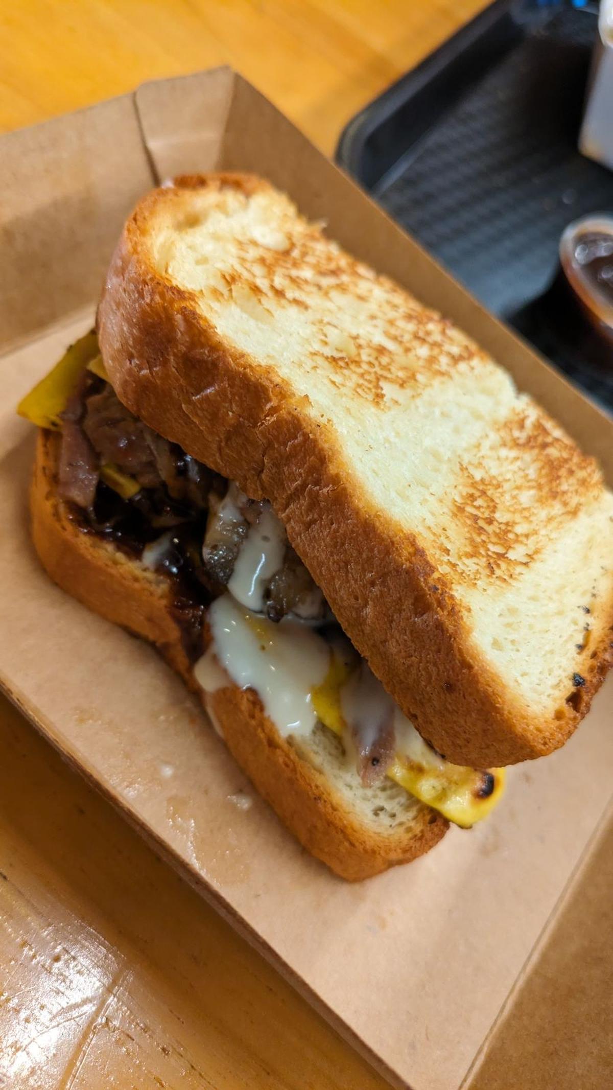 Try smoked brisket at Kochi’s new smokehouse, Erracci - The Hindu