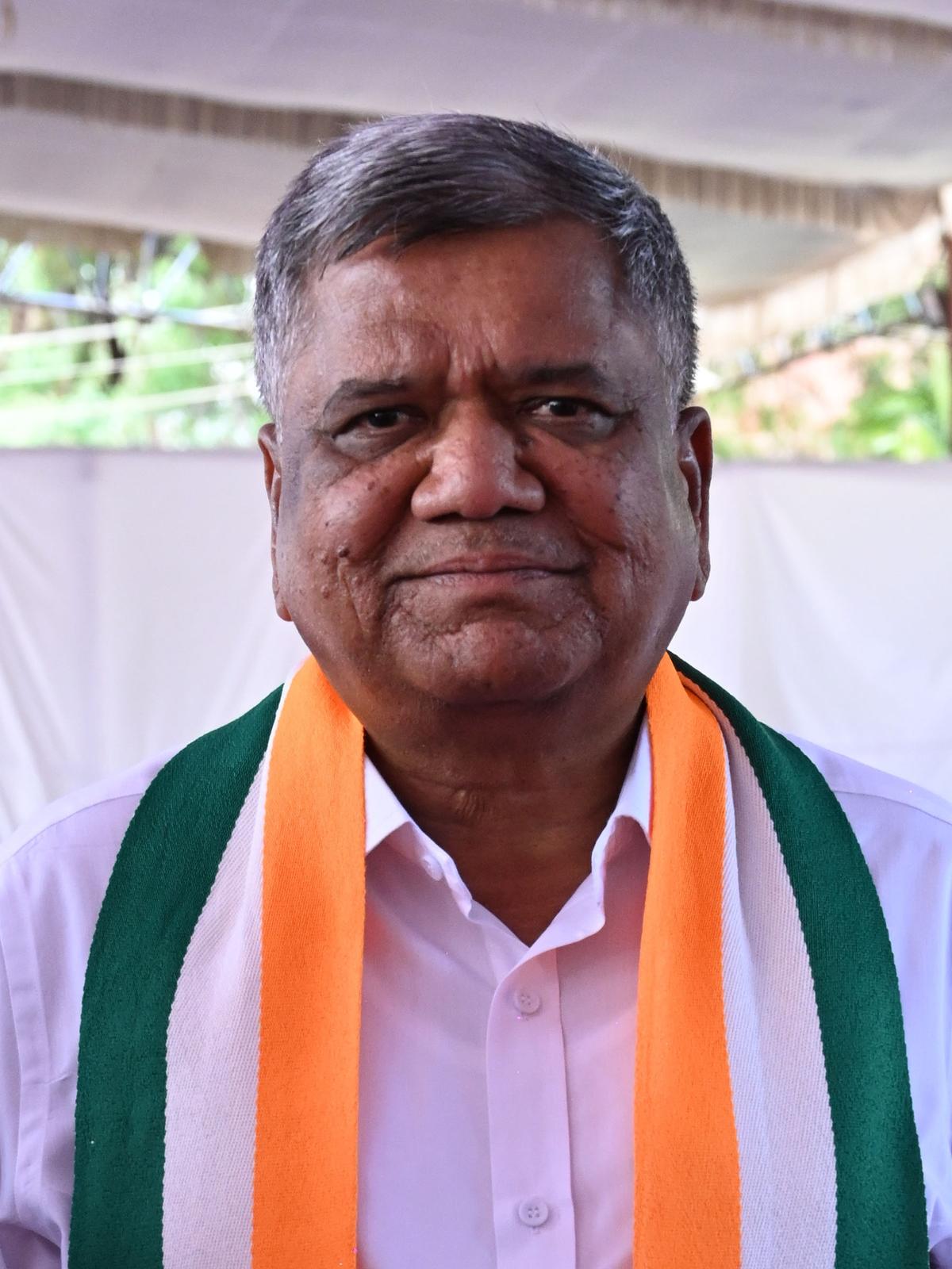 Savadi, Shettar find no place in Cabinet, but have been promised to be ...