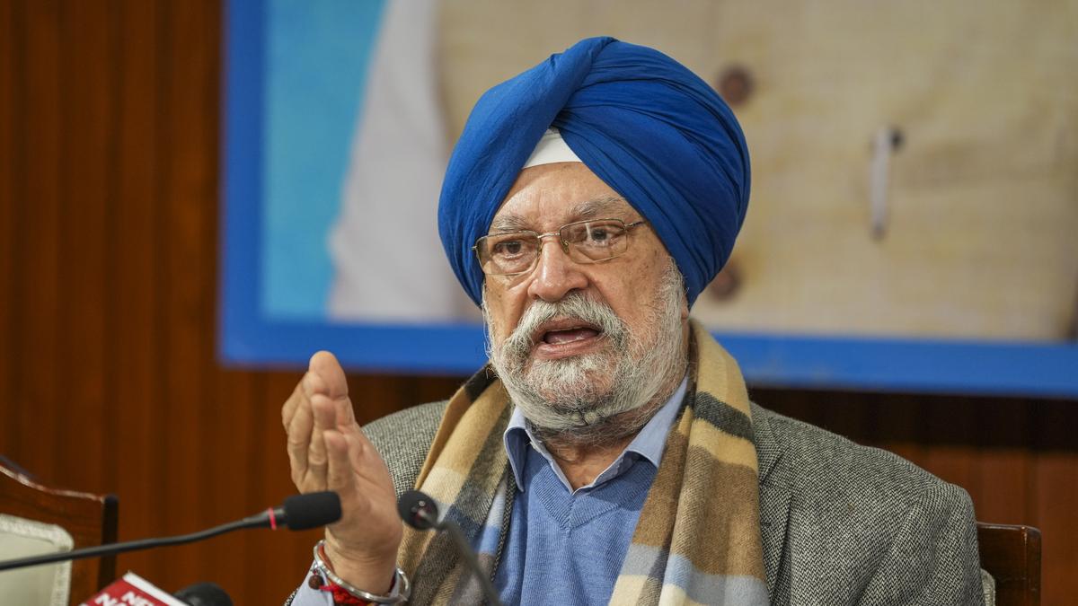 Tenders for e-buses floated under PM-eBus Sewa: Union Urban Affairs ...