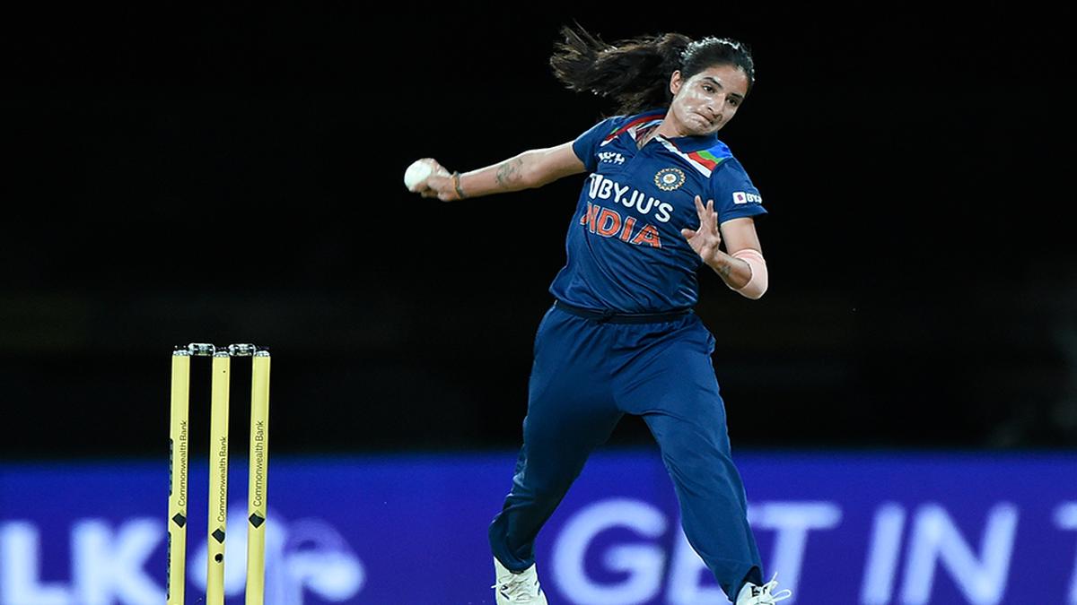 Renuka Singh, quite the Queen of Swing - The Hindu