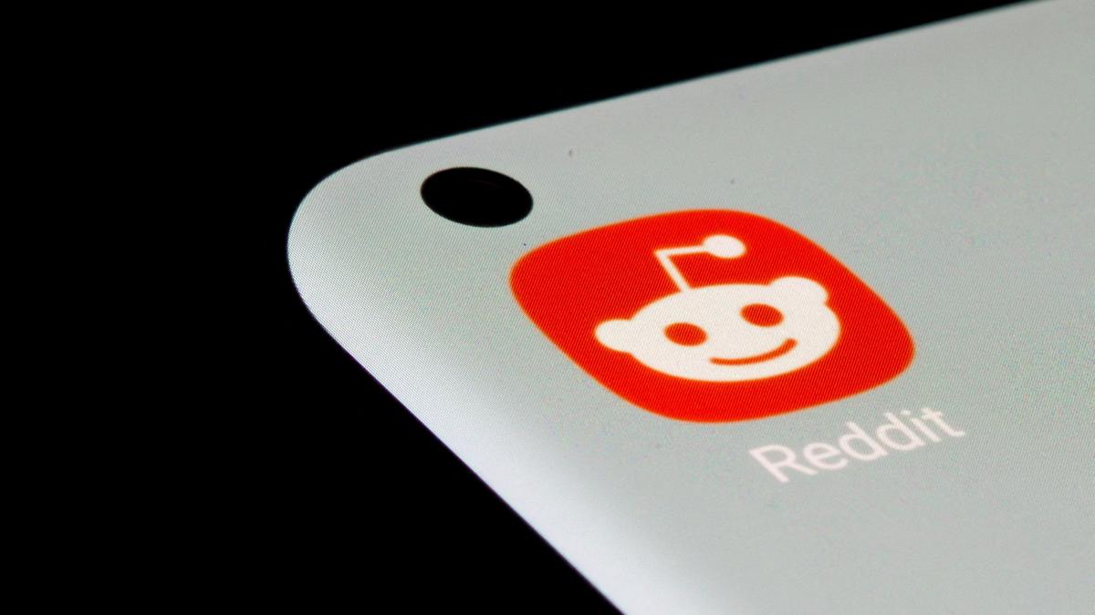 Reddit back up after outage affecting thousands of users worldwide ...