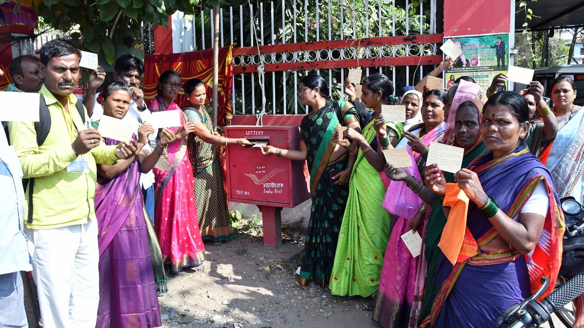 With pending wages and not enough work, MGNREGA workers migrate in big ...