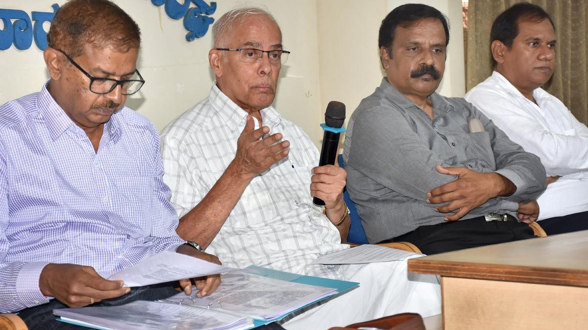 MUDA scam: NGOs demand CBI probe, want reports on land encroachments ...