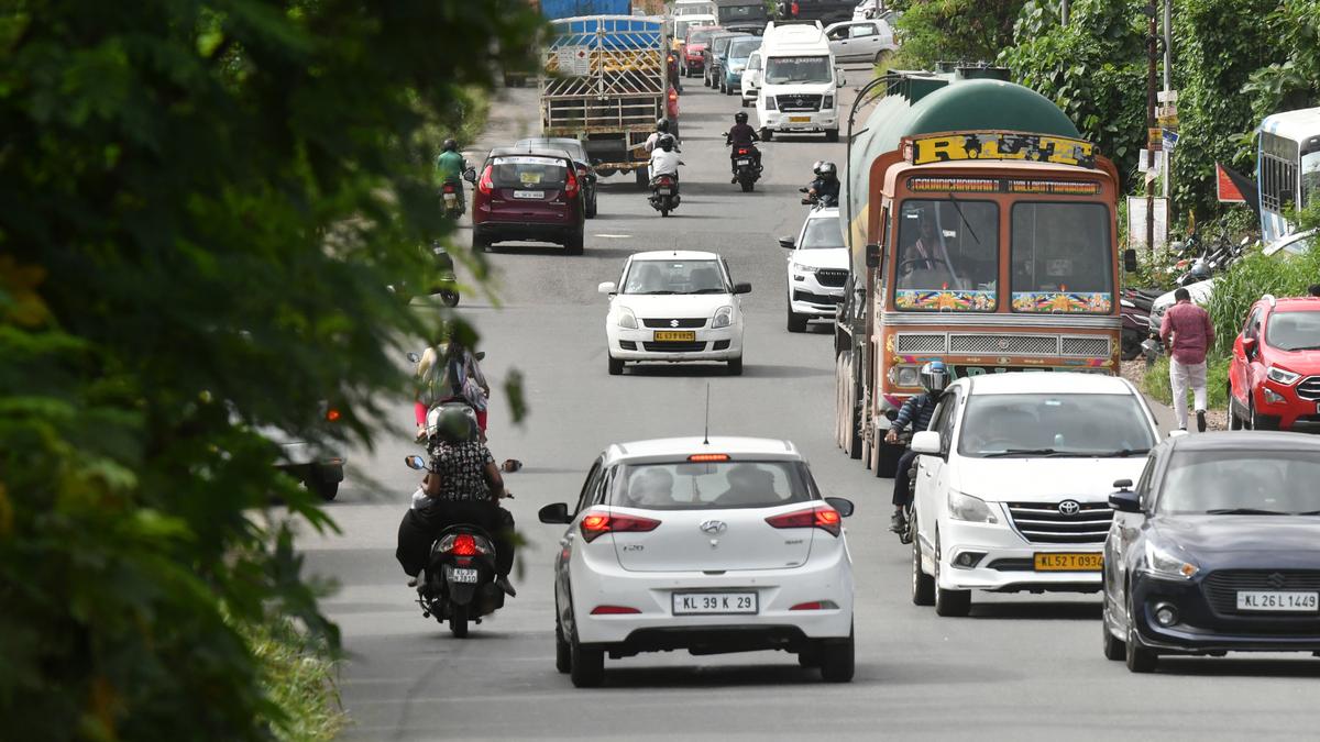 Plan to reinforce shoulders of Seaport-Airport Road with paver blocks ...